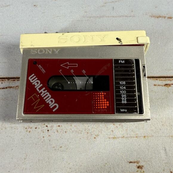 Sony | Other | Vintage Sony Walkman Fm Stereo Cassette Player For ...